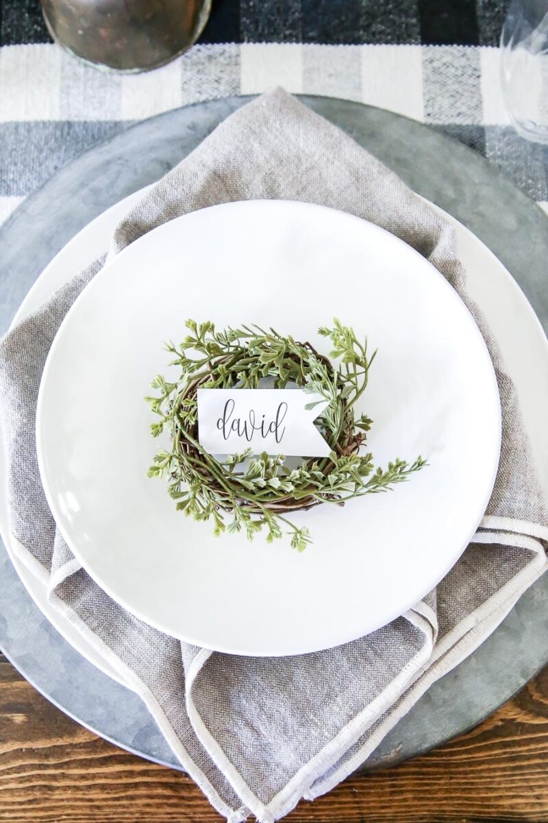 Three Spring Tablescape Place Card Ideas | Little Glass Jar
