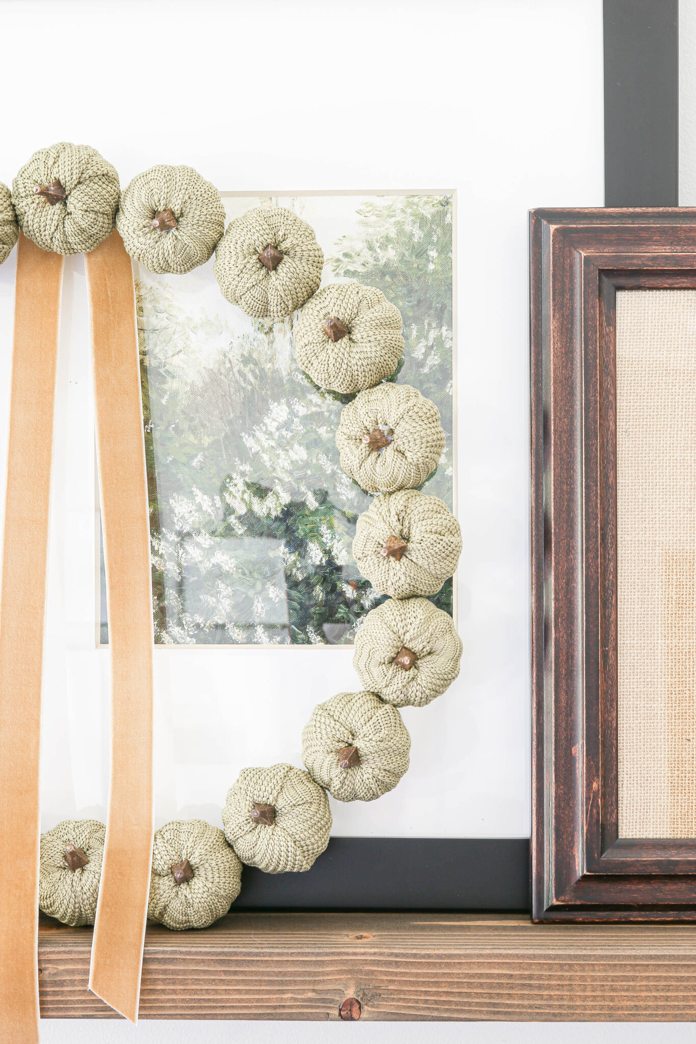 DIY Simple Fall Pumpkin Wreath | Little Glass Jar