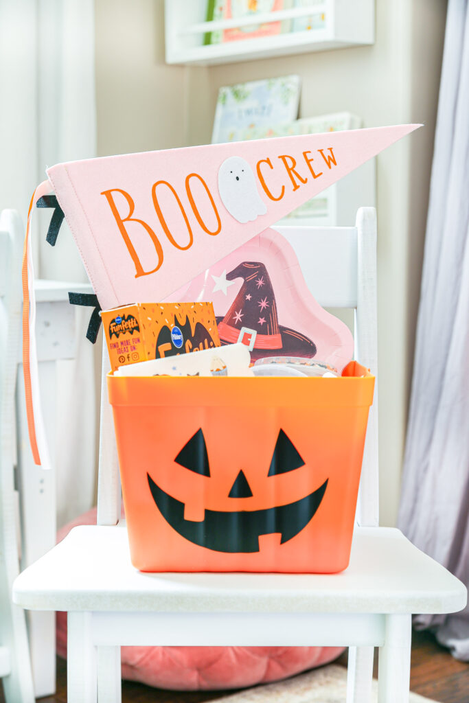 Halloween Boo Basket Ideas for Kids | Little Glass Jar