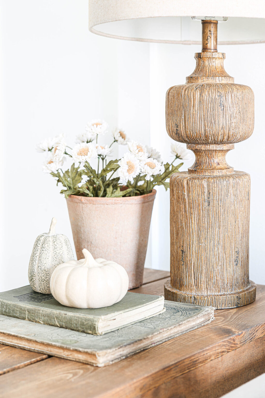 Simple Fall Decorating Ideas | Little Glass Jar