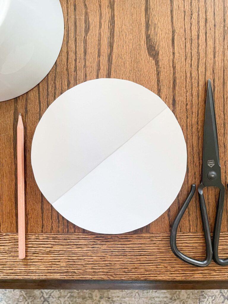 How to Paint a Scalloped Wall | Little Glass Jar