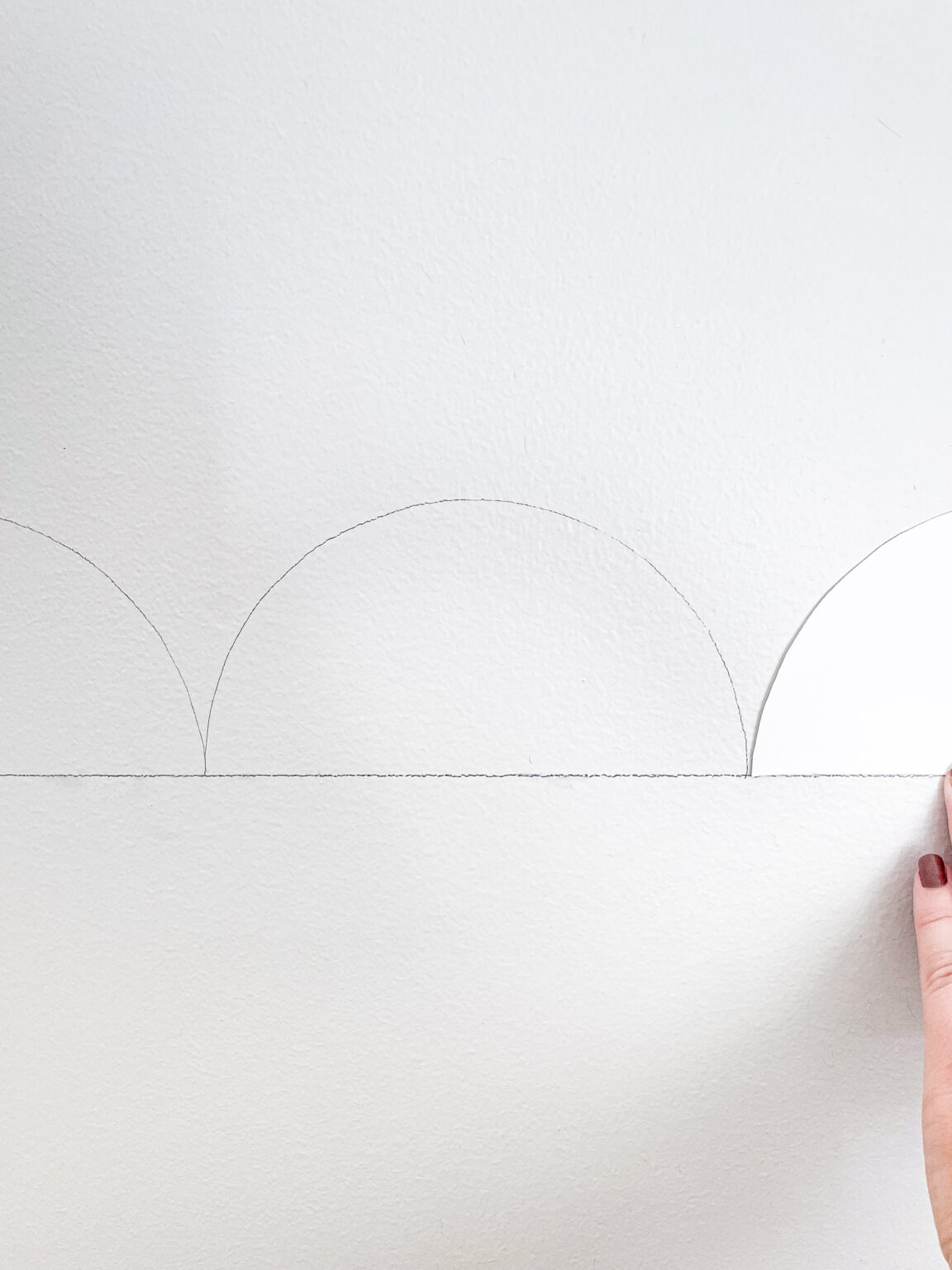 How to Paint a Scalloped Wall | Little Glass Jar